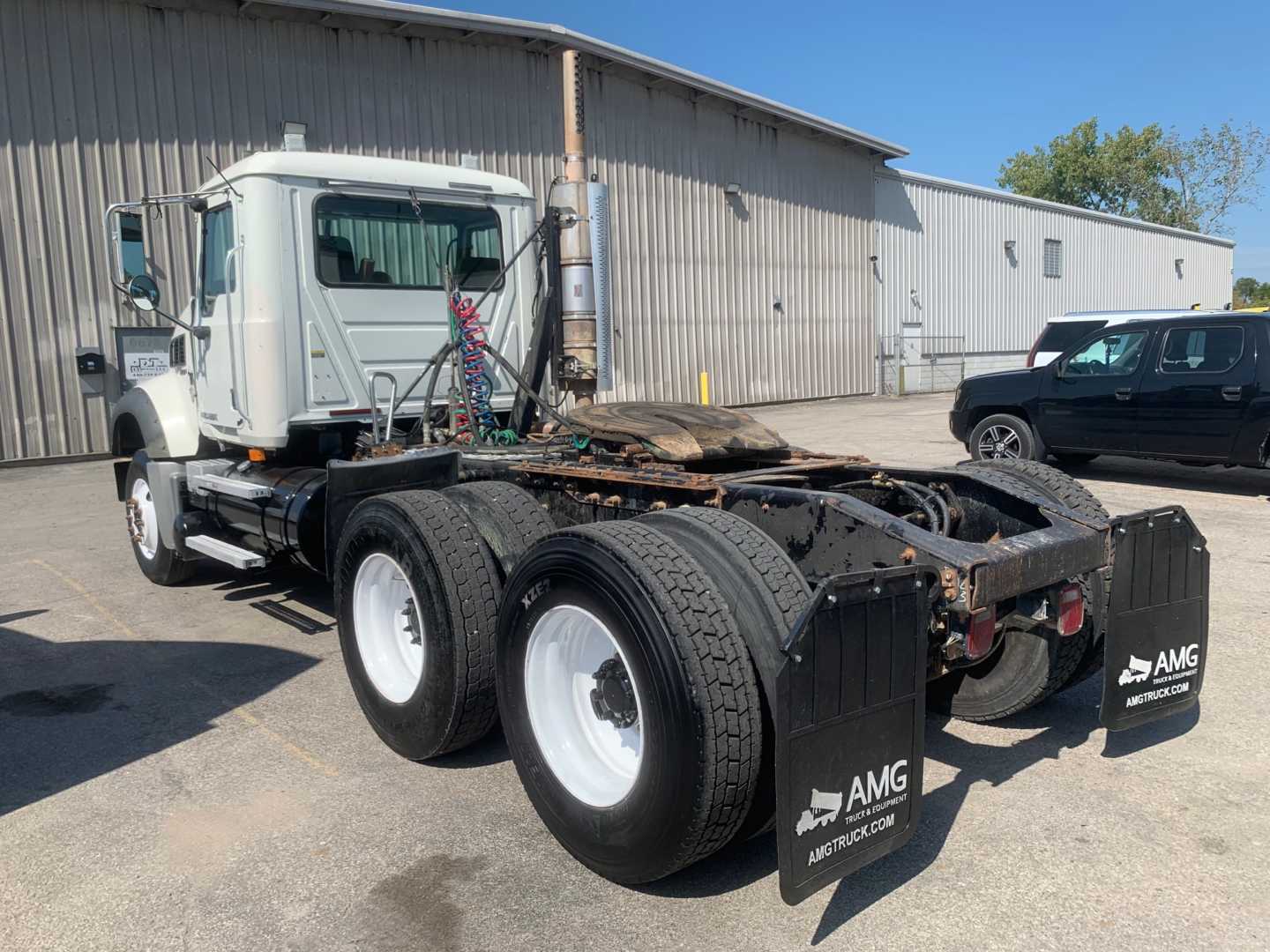 Specialty & Tractors Archives - AMG Truck & Equipment