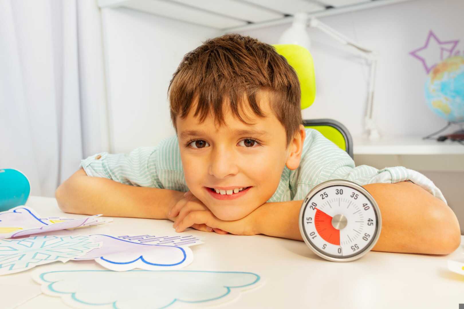 How to Use Visual Schedules and Supports at Home: A Parent's Guide to ...